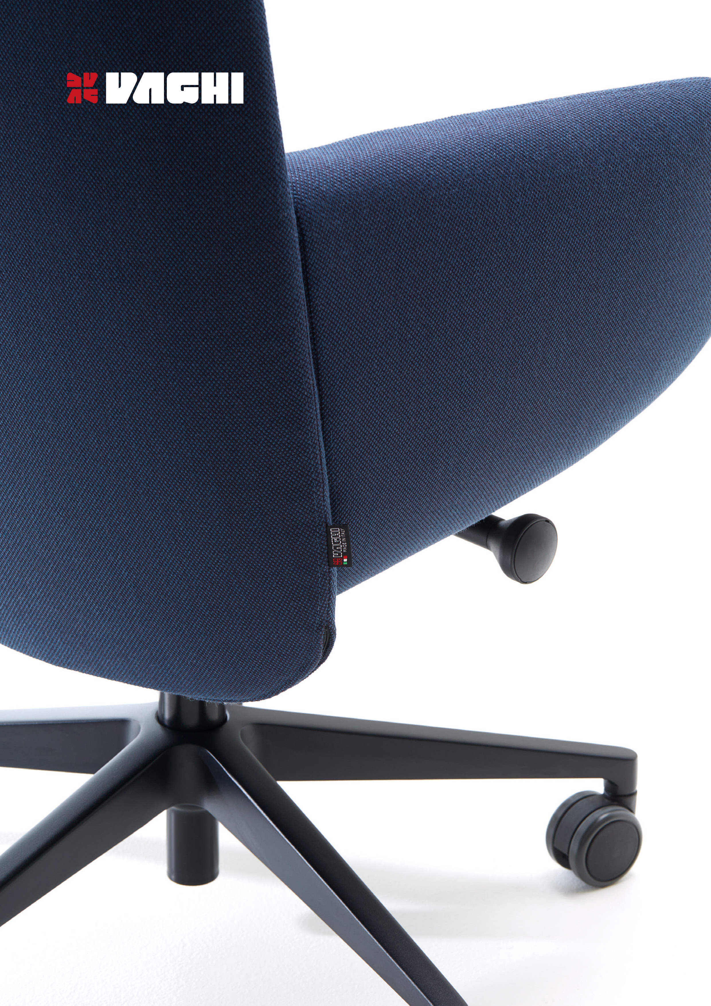 VIVA EXECUTIVE Height-adjustable high-back executive chair By VAGHI
