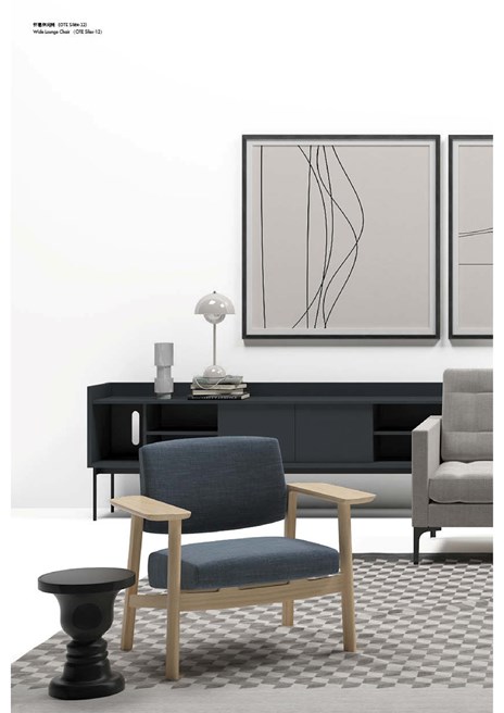 WIDE Fabric and wooden easy chair with armrests By grado design